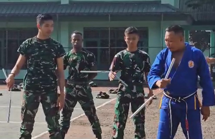 Pelatihan Beladiri Taktis dan Nunchaku Pusdikajen Ditajenad